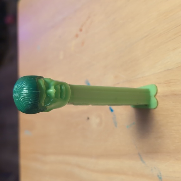 Marvel | Toys | 989 Hulk Pez | Poshmark